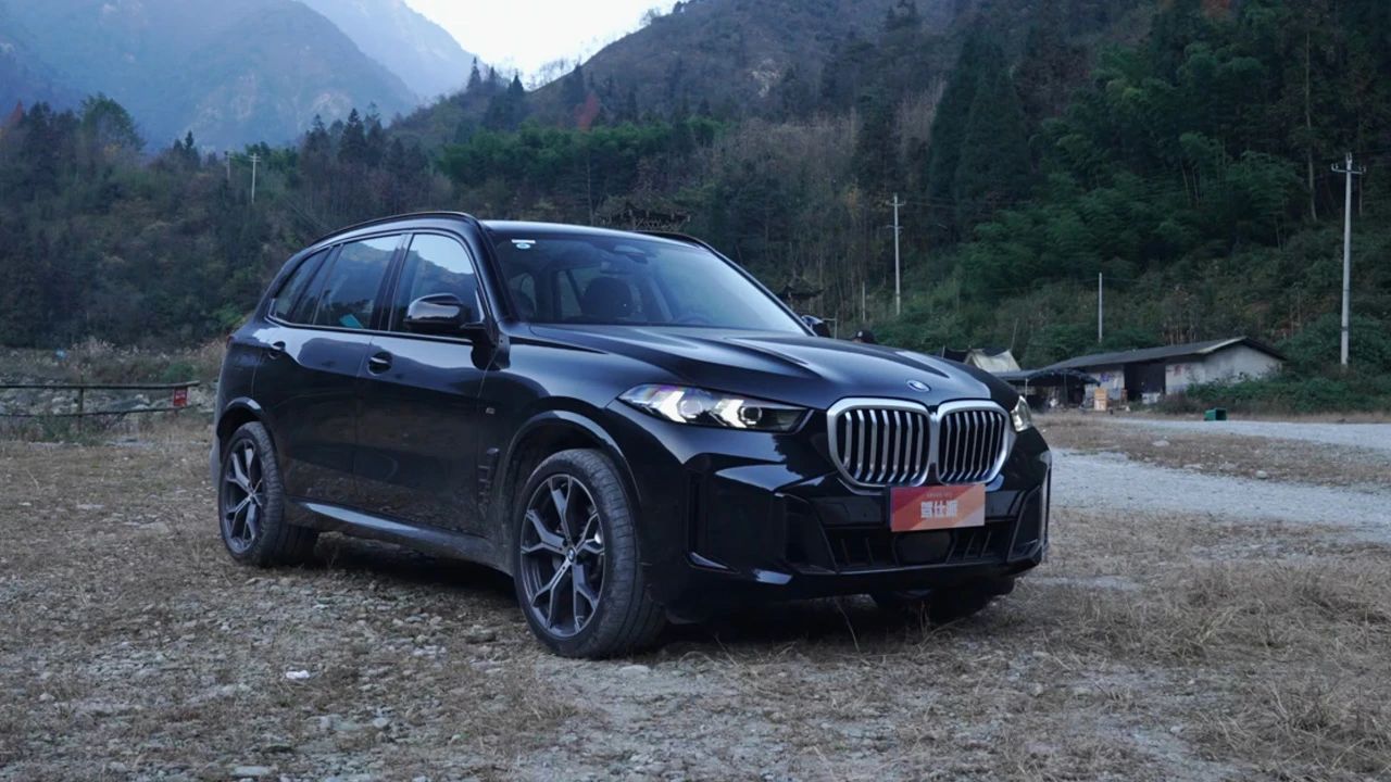 对比蔚来ES8和宝马X5L：两个时代的豪华_NIO APP精选 -NIO蔚来官网